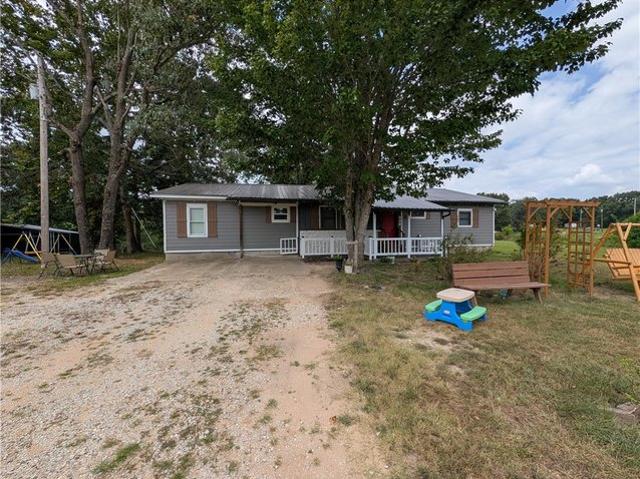 3136 Hidden Loop, Harrison, AR 72601