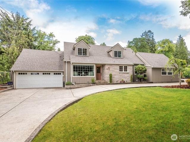 3136 Pacific Way, Longview, WA 98632