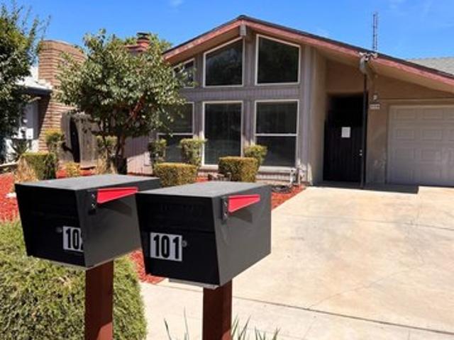 3136 W Austin 101 and 102 Way, Fresno, CA 93722