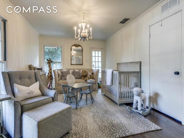 3137 Lovers Ln, University Park, TX