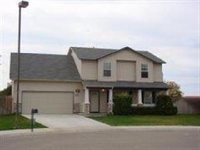 3137 Pudu Ct~2 story 3 bedroom 2.5 bath and 1800 Sq Ft in Meridian!