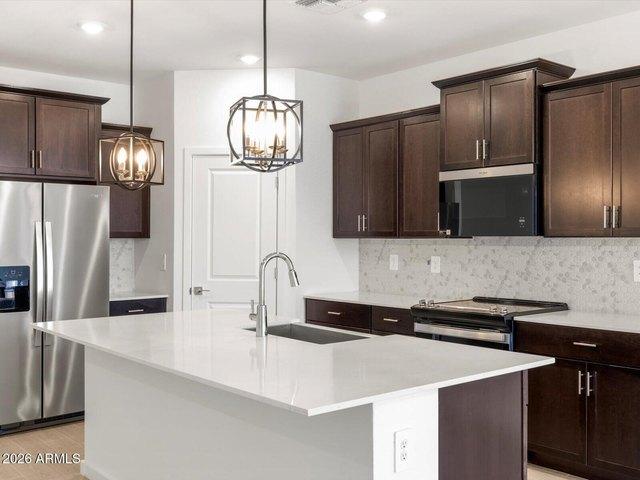 31388 N Cattail St, San Tan Valley, AZ 85143