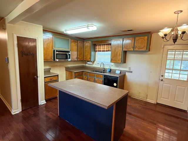 3138 Mobley Bridge Road