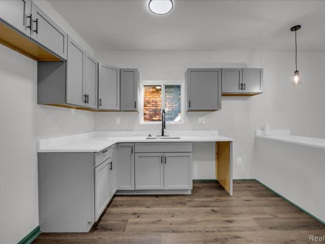 3138 Canton Street