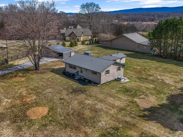 3138 Carpenters Grade Rd