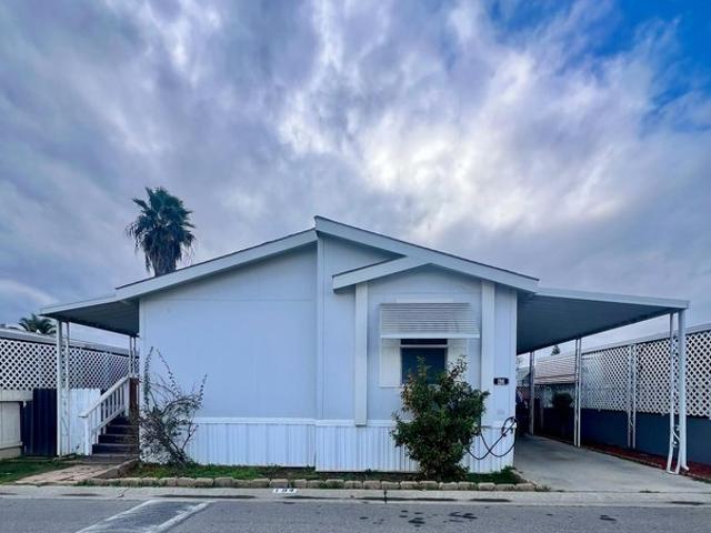 3138 W Dakota Ave Spc 194, Fresno, CA 93722