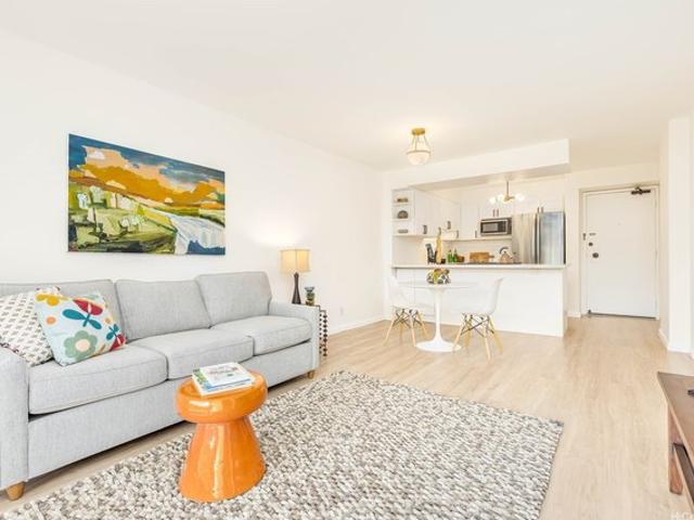 3138 Waialae Ave Apt 413, Honolulu, HI 96816