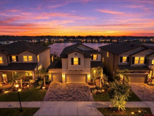 3139 Marine Grass Dr, Wimauma, FL 33598