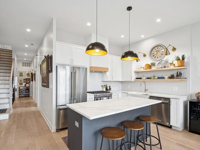 3139 N Central Park Avenue # 3