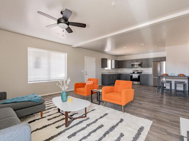 3139 E. Bellevue St