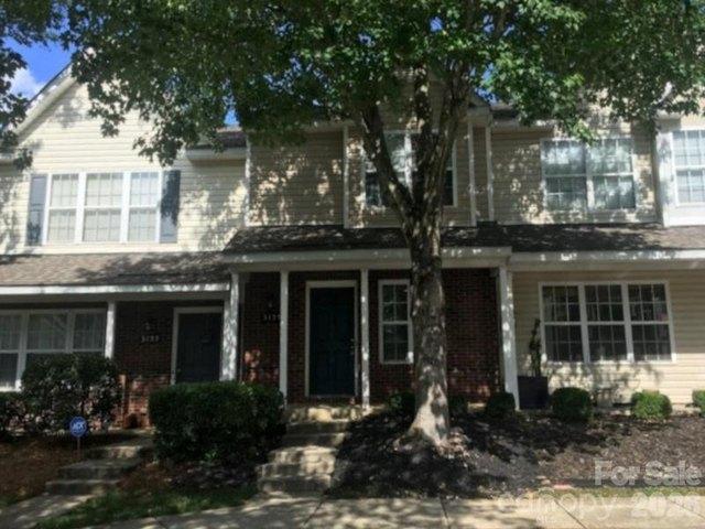 3139 Falling Rock Ct, Charlotte, NC 28213