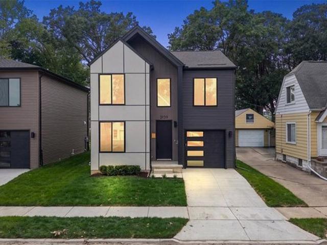 3139 Grayson St, Ferndale, MI 48220