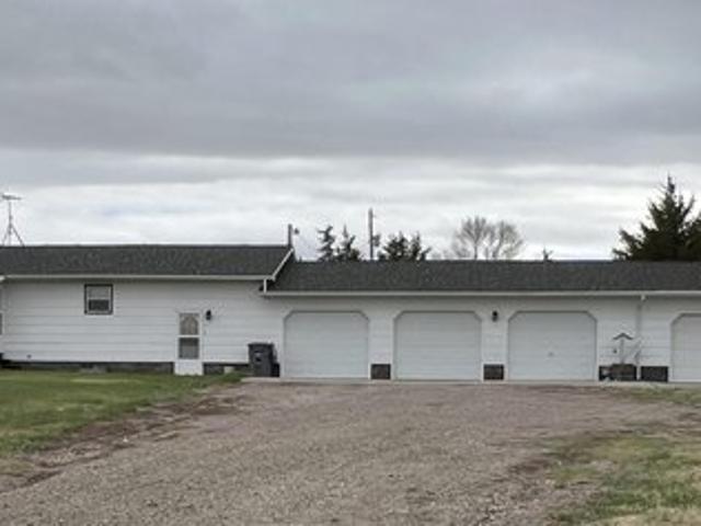 31303 US 18 Hwy, Winner, SD 57580