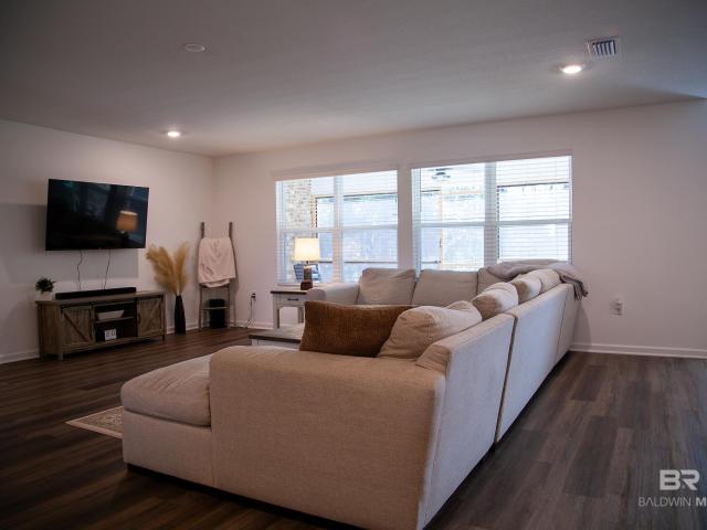 31309 Marseille Court