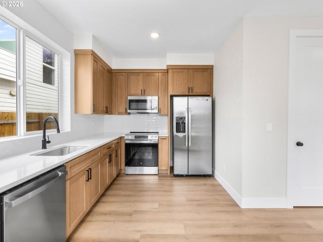 3130 NE 72nd AVE