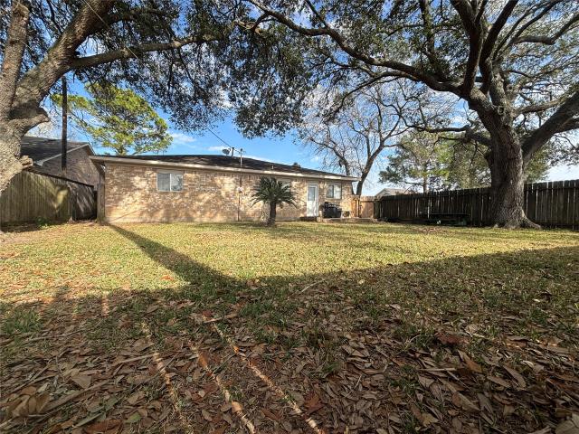 3130 Balzar Dr, Dickinson, TX 77539 | MLS #77527