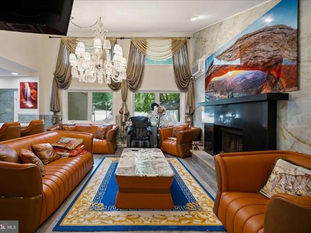 3130 Delaware Circle