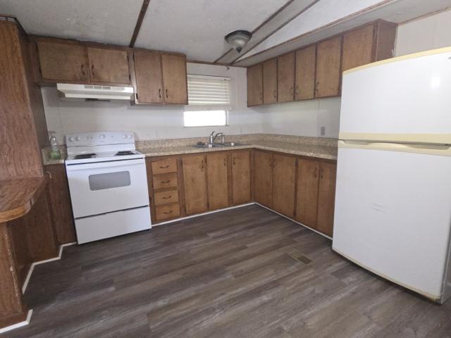 3130 Harris Cir