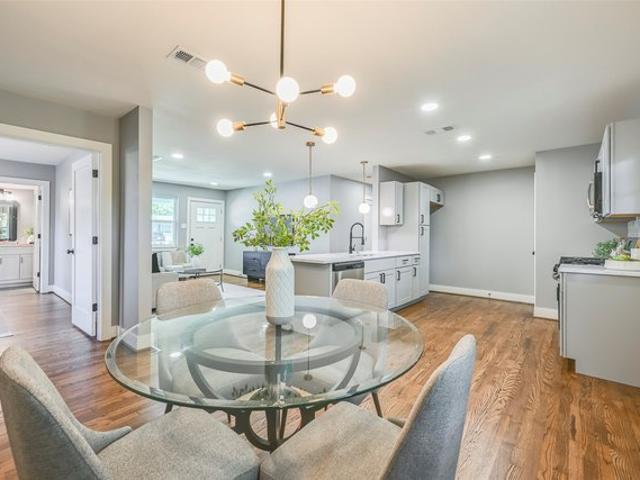 3130 Healey Dr, Dallas, TX 75228