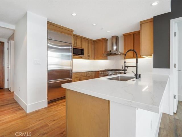 3131 Michelson 1402