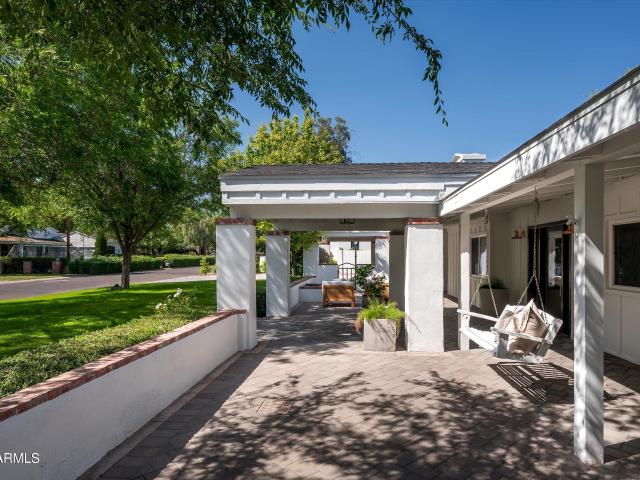 3131 N 53RD Place