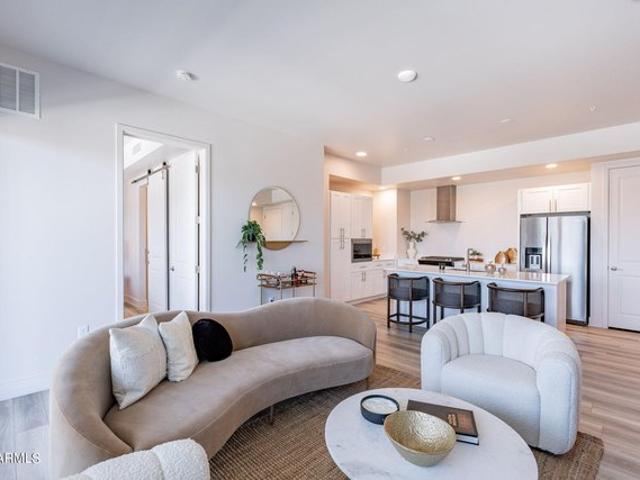 3131 N Central Ave Unit 6014, Phoenix, AZ 85012