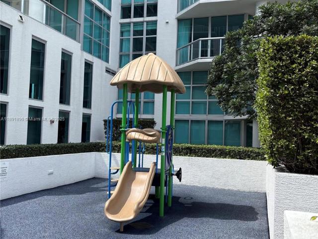 3131 NE 188th St, Unit 1809, Aventura, FL 33180 | MLS #A11891 | Compass