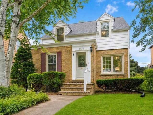 3131 E Crawford Ave, Saint Francis, WI 53235
