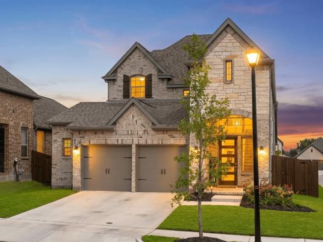 3131 Elmwood St, Fate, TX 75087