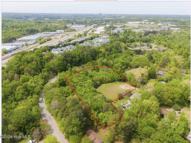 3131 Lake Woodard Dr, Raleigh, NC 27604