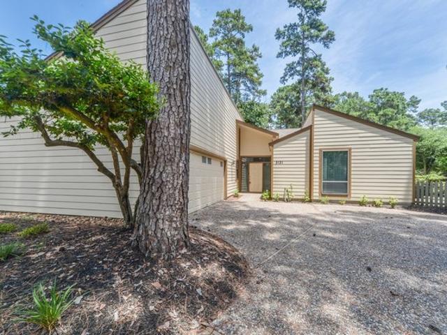 3131 Royal Crescent Dr, Houston, TX 77339