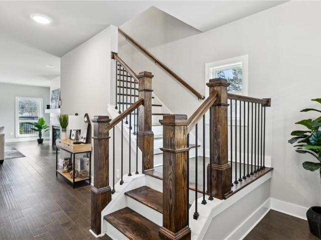 3131 Stonegate Drive SW
