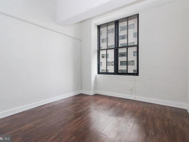 3131 Walnut Street # 613