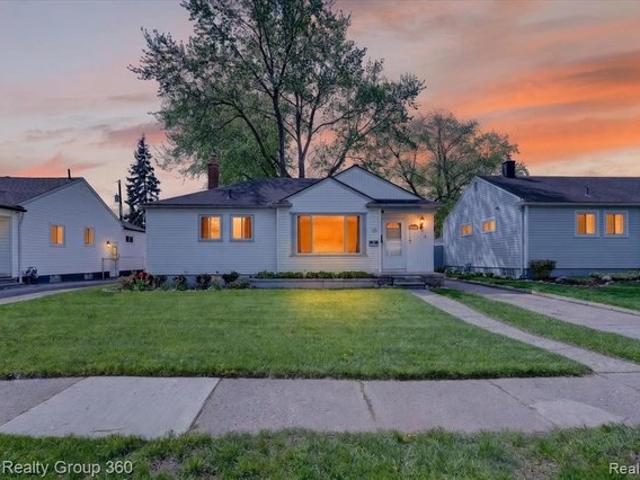 31325 Sheridan St, Garden City, MI 48135