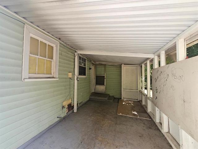 3132 Lakeland Street