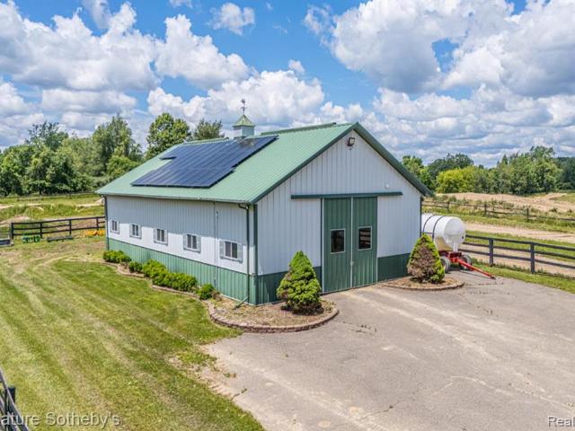 3132 Papadelis Court