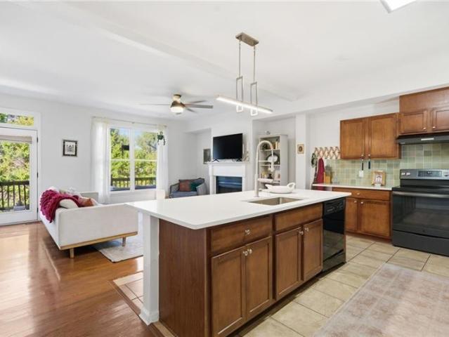 3132 Pittard Hill Point