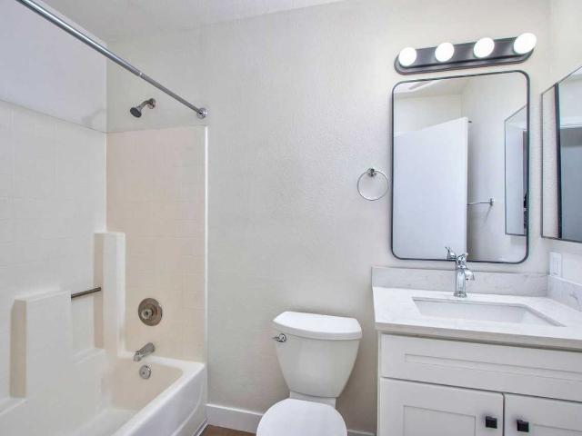 3132 3rd Ave 1 Bedroom Apartment for Rent at 3132 3rd Ave, San Diego, CA 92103 Park West