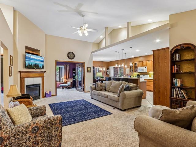 3133 Collingwood Dr, Sun Prairie, WI 53590 | MLS #2021 | Compass