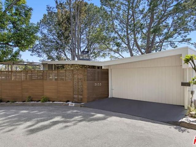 3133 Hollyridge Dr, Los Angeles, CA 90068