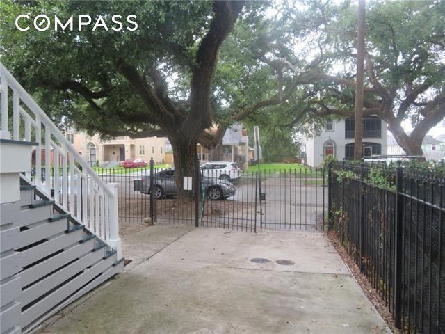 3133 Louisiana Ave Pkwy, New Orleans, LA