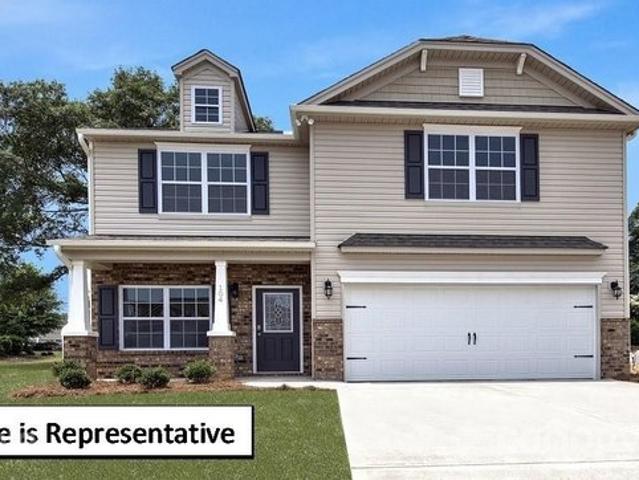 3133 Platinum Pointe Dr, Charlotte, NC 28227
