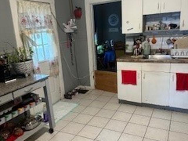 3133 W 73rd Street