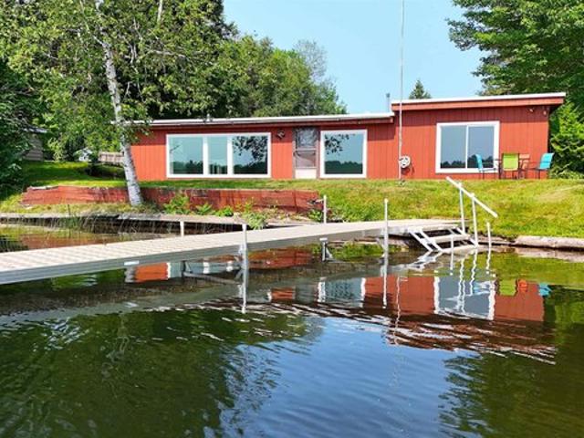 3133 W Albert Ln, Gwinn, MI 49841
