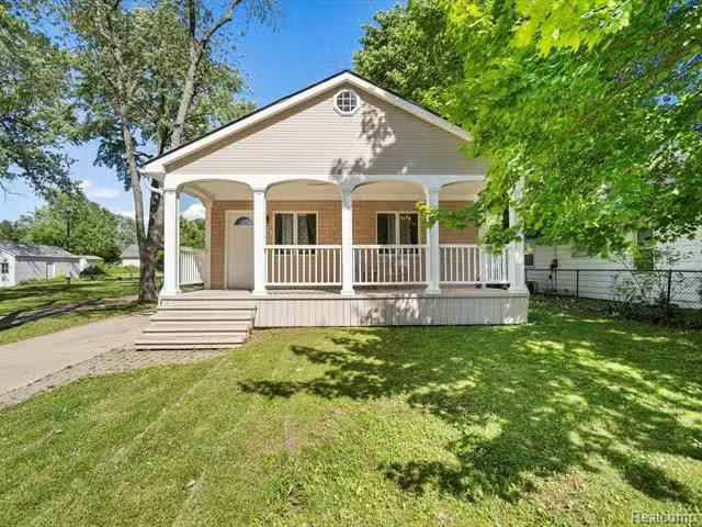 3133 YORK RD, ROCHESTER HILLS, MI 48309 Single Family Residenc.