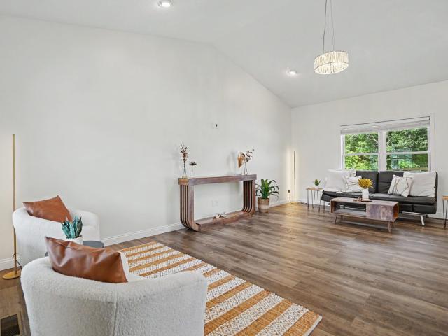 313 11TH Avenue A Court