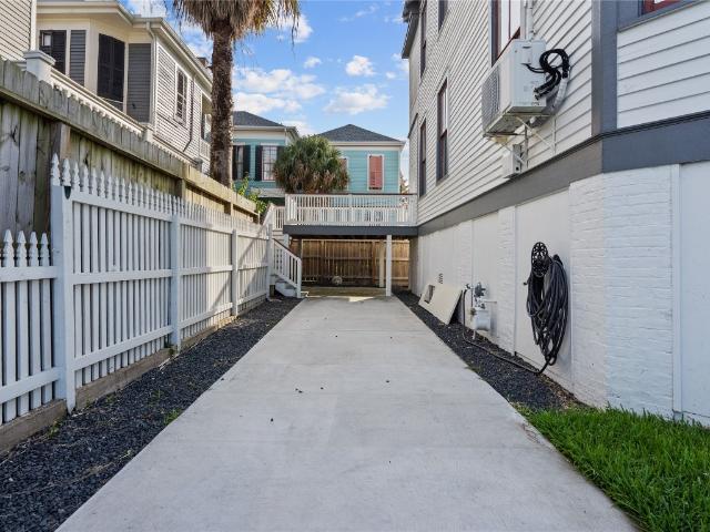 313 14th St, Galveston, TX 77550 | MLS #87774