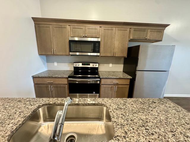 313 20TH Street # 202