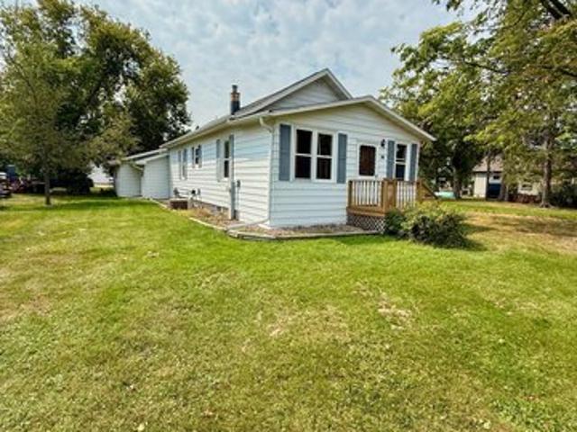 313 5th Ave E, Antigo, WI 54409