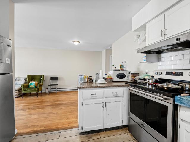 313 9Th St # 2